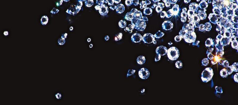 Why Does Your Diamond Glow Under Uv Light Gems Of Royalty