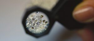 Can You Trace a Lost Diamond? What You Need To Know – Gems Of Royalty